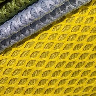 Cina 2 mm Materiale a maglia aria traspirante Strettabile 100% tessuto a maglia aria poliestere in vendita