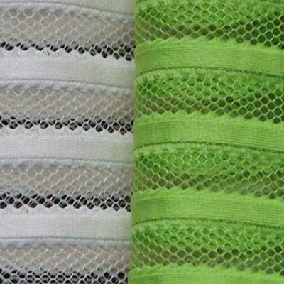 Cina 2 mm 290 gm tessuto a maglia poliesterica materiale a maglia traspirante 100% poliester in vendita