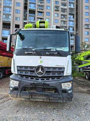 China 99 New Second-hand Cement Pump Truck Zoomlion Brand 62 Meter With Benz Chassis For Big Size Construction Site 4 Axle for sale