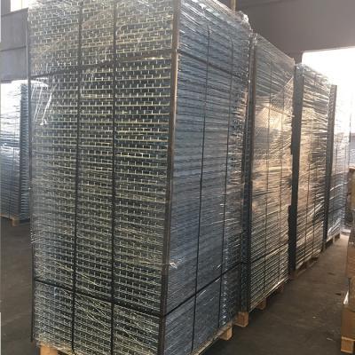 China Customizable Height Wire Mesh Decking for Selective Racking Organization for sale