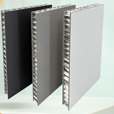 China PVDF-coating Honeycomb Aluminium Composite Panel voor architecturale toepassingen Te koop