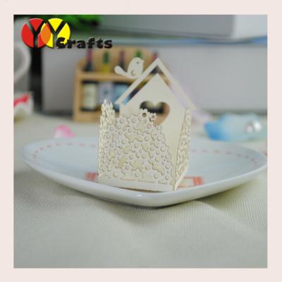 China Fancy wedding decotation paper small candy packaging cupcake holder for sale