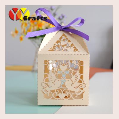 China Sweet gift box paper candy box love bird design ivory wedding box for sale