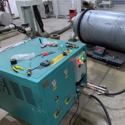 Chine Certificat CE Unité de récupération de réfrigérant 2HP machine de recharge de récupération de réfrigérateur R123 machine de recharge de récupération de réfrigérateur à vendre