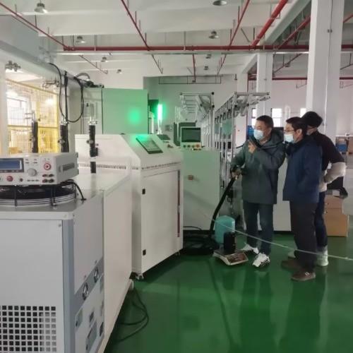 Quality Heat Pump R32 R290 Flammable Refrigerant Charging Machine A/c Gas Charging for sale
