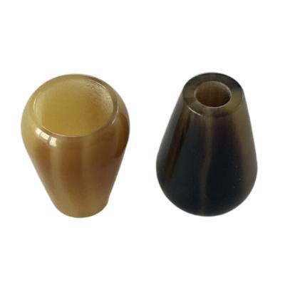 Cina Il cavo di plastica operato conclude i bottoni con Horn effettua la dimensione su misura e colora l'uso sul materiale di maglia con cappuccio DIY in vendita