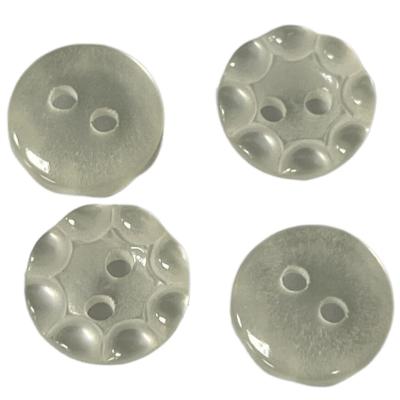 China 10mm 2 van het de Parel Plastic Overhemd van Gatenfaux Knopengebruik op Overhemdskleding Blounes Te koop