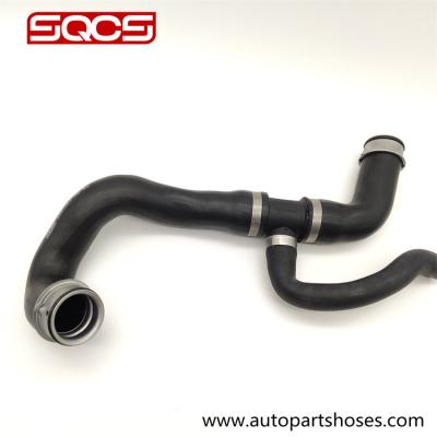 Cina Tubo del liquido refrigerante dell'acqua A2115014682 2115014682, tubo del radiatore dell'automobile di Mercedes W211 in vendita