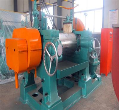 Cina Mulino di gomma di raffinazione della taglierina di forma di superficie regolare del tamburo in vendita