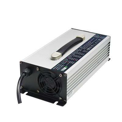 Cina Caricarsi portatile intelligente del caricabatteria di PFM 12V 100A Bluetooth in vendita
