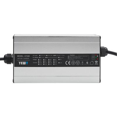 Cina Universal Electric Scooter Charger 12V 10A Without Fan Over Current Protection in vendita