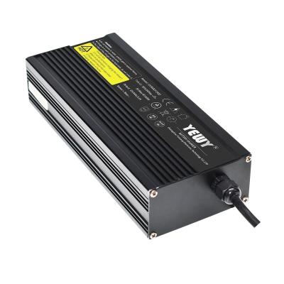 Cina Intelligente completamente automatico del caricabatteria del AGV di potere 24V 10A in vendita