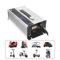 China 12V 90A Automatic Trickle Solar Battery Charger Economic Design for sale