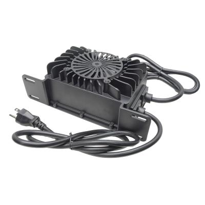 Cina universale impermeabile del caricatore del pacchetto della batteria di 15A 48V Lifepo4 per la barca di E in vendita