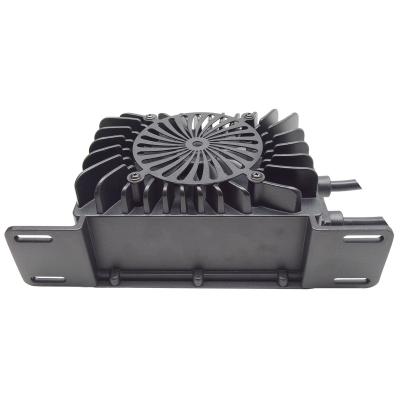 Cina caricabatteria impermeabile del caricatore elettrico del motorino di 30A 24V per il surf in vendita
