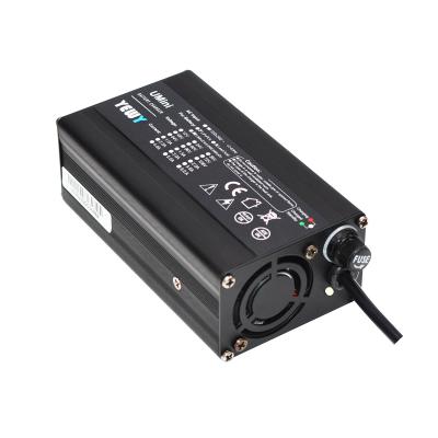 Cina Caricabatteria elettrico del caricatore 120W Hoverboard del motorino 24V 3A in vendita