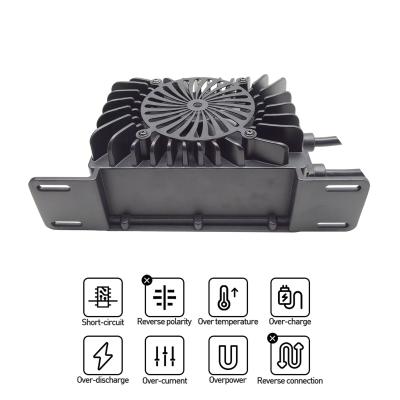 Cina OEM regolabile del caricatore LiFePO4 del nero del caricabatteria della lancia di salvataggio di 24V 30A in vendita