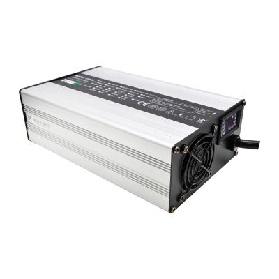 Cina Caricabatteria del AGV: 12V 40A 24V caricarsi affidabile & sicuro di 25A in vendita