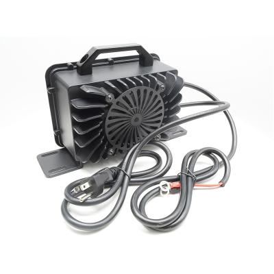 Cina Caricabatterie per carrelli da golf in lega di alluminio da 36 volt per prestazioni durature in vendita