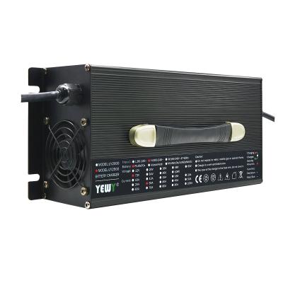 Cina Caricabatterie da 30 ampere per 18 s batteria lipo 67.2v 60v 30a auto electrico caricabatterie veicolo elettrico ac 15kw in vendita
