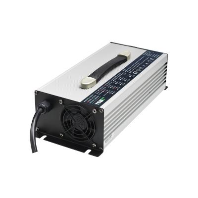 Cina 2.5Kw 48V 38A 54.6V 40A 50.4V 58.8V caricabatterie intelligente agli ioni di litio in vendita