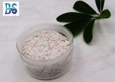 Cina Tipo bianco regolatore di schiumatura del fiocco del PVC per trasformazione eccellente PT-318 del bordo del PVC in vendita