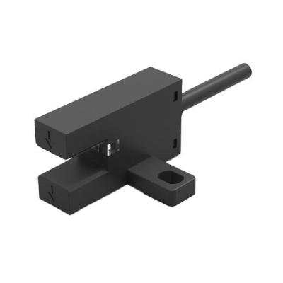 China ST-303NA-E Industrial Control Automation ST-303NA-W ST-303PA-E ST-303PA-W ST-304NA-E ST-304PA-E T Type Slot Sensor 5mm for sale