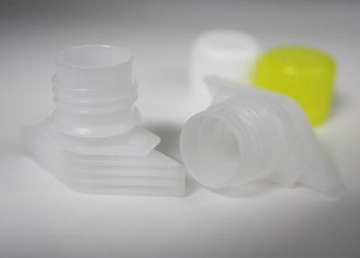 Cina L'acqua del liquore versa i cappucci del becco installa nella dimensione su misura borsa del composto del triangolo in vendita