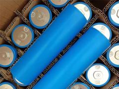 A Closer Look: EVE Lithium Batteries C40 3.2v 20ah Lifepo4 Cell 8000 LiFePo4 Battery Cell