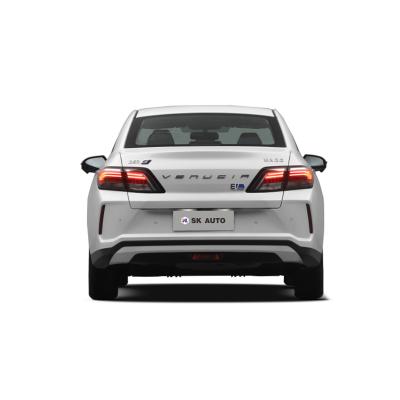 China O cruzamento longo varia o automóvel EV Dongfeng Venucia D60EV que de 420km o cruzamento longo varia carros de 420km EV para famílias à venda