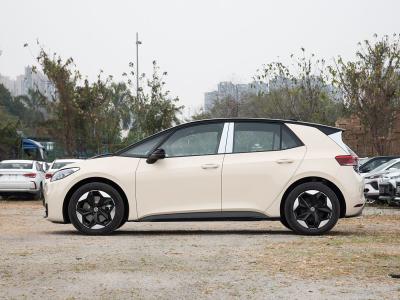 Cina 451 km di autonomia Volkswagen EV ID3 Veicolo elettrico per e Powertrain 2025 Nuovo modello EV a ricarica rapida con tetto solare Auto elettriche esentasse in vendita