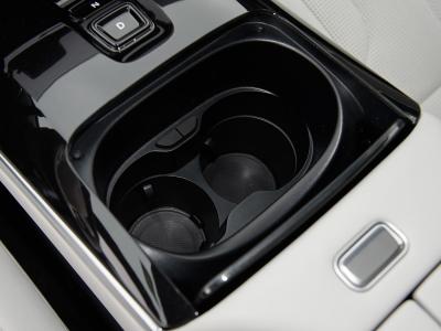 Cina Potenza motore 350kW SUV completamente elettrico Honda S7 Long Range 650km Fast Charging EV Nuovo Hot Selling con tetto solare per la famiglia in vendita