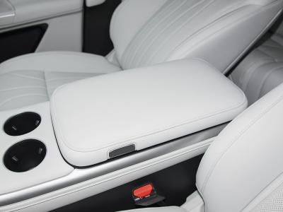 Cina 2025 Xpeng G9 Hot Selling Nuovo Modello Max Motor Potenza 423kW Full Electric SUV 93.1kWh Long Range 680km Fast Charging con tetto solare in vendita