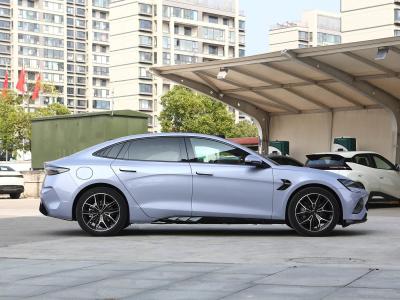 Cina 2025 BYD Veicolo elettrico Sigillo EV Smart Modello 650KM Long Range 80,64kWh Batteria Fast Charging Hot Sell con tetto solare in vendita