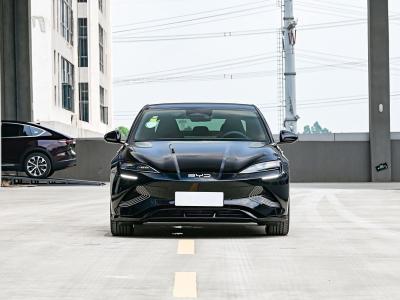 Cina 2025 BYD EV Car Seal AWD Performance Long Range 600KM Fast Charging Electric Car Quattro ruote motrici Veicolo elettrico con tetto solare in vendita