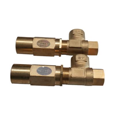 중국 스프러버-스프러버 트럭 안전 밸브: 고압 물 펌프를 보호하고 물 회로를 조절합니다 판매용