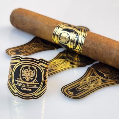 중국 2025 핫 세일 워터프로 고품질 커스텀 시가 라벨 개인 로고 및 브랜드로 금 엽 인쇄 엠보스 인쇄 빠른 스티커 판매용