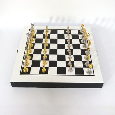 China Handmade Custom Gold High-quality Zinc Alloy Luxury Metal Chess Set for Chess Game for sale