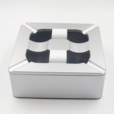 China Windproof Aluminum Ashtray with Matte Finish and Ventilated Lid for Indoor Outdoor Use for sale