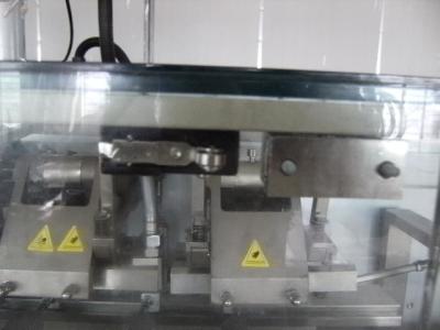 Cina A chiusura lampo stia sulla velocità del peso 30-70bags/Min della macchina imballatrice 2200KG del sacchetto in vendita