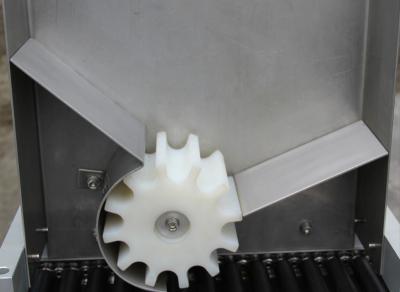 Chine Machine à étiquettes automatique de bouteille ronde, certification de la CE d'étiqueteur de bouteille ronde à vendre