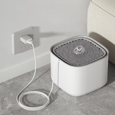 Cina Dispenser automatici di acqua per animali da compagnia Dispenser per lavastoviglie sicuro per gatti e cani in vendita