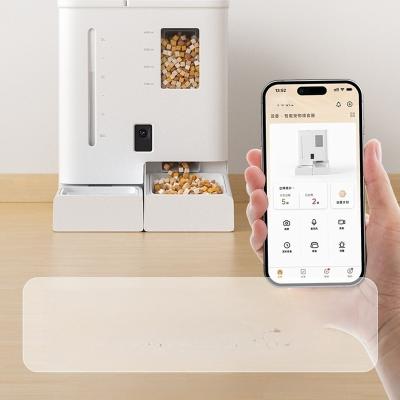 Cina Alimentazione automatica per animali domestici senza filtro Controllo assistente vocale in vendita