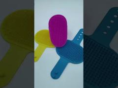 Strumenti per la pulizia degli animali domestici in silicone senza lattice Guanti da lavaggio impermeabili Antislip SGS testato