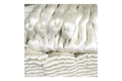 China Raw Silk yarn 40/44d ,27/29 mulberry silk yarn for sale