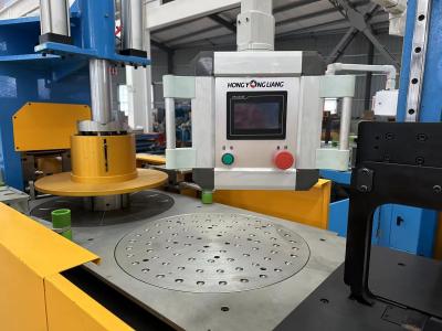 Cina Macchine di avvolgimento automatico di fili e di imballaggio di cavi con impilamento automatico di bobine di cavi robot in vendita