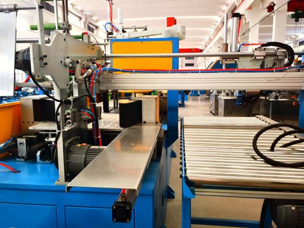 Quality Customizable Cable Coiling Machine For PVC/PE/PP Film With 300rpm Rotation Speed for sale