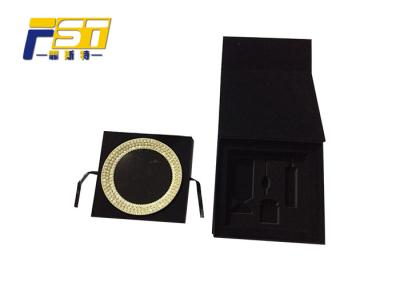 Cina Urtare di qualità superiore di forma di rettangolo della scatola di sottoscrizione del rivestimento UV di lusso di stile - prova in vendita