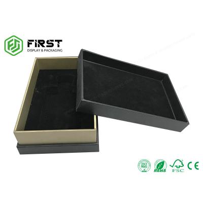 Cina L'oro su misura sventa i contenitori d'imballaggio di regalo di Logo Luxury Rigid Cardboard Perfume con il coperchio in vendita