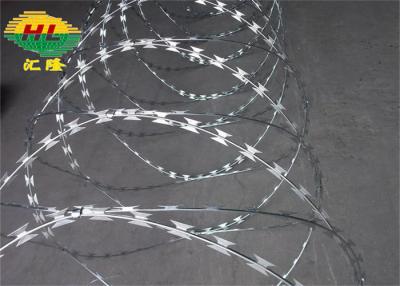 Китай 240g/M2 оцинковывают покрытый диаметр колючей проволоки 2.5mm концертины продается